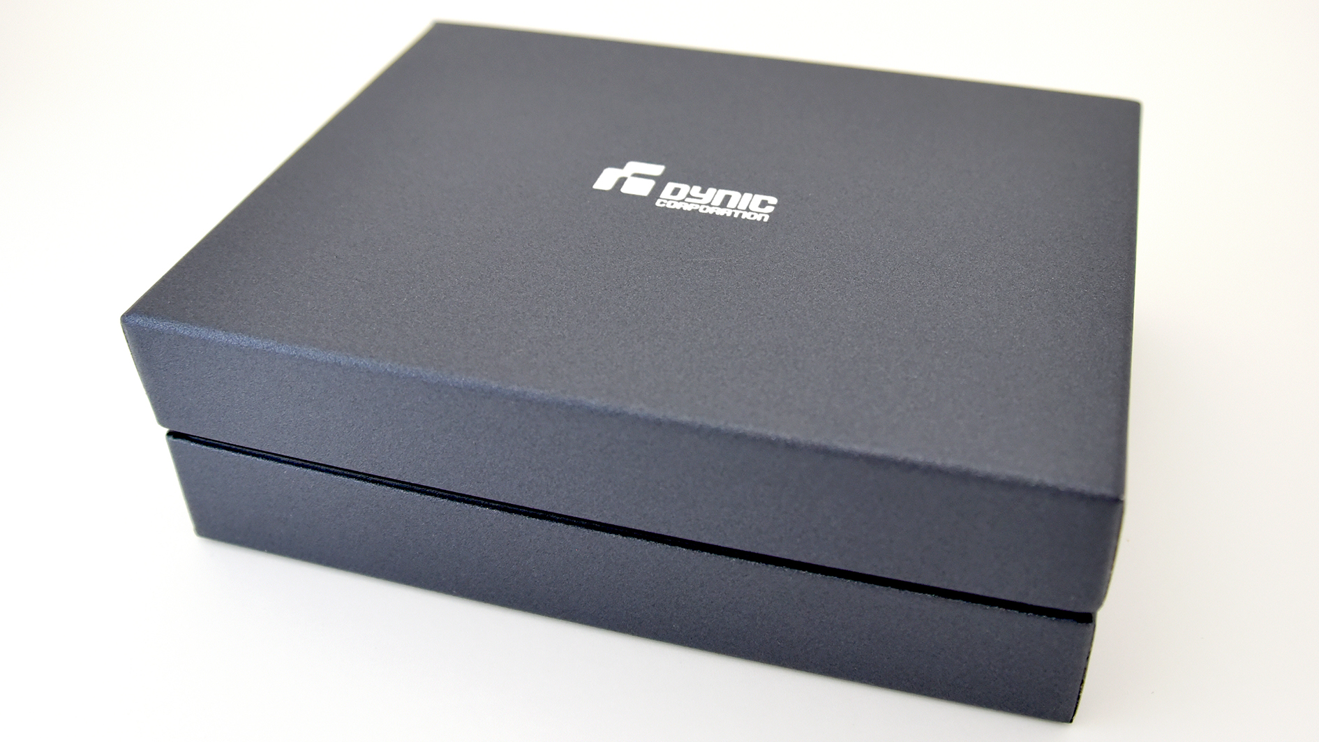 ロンニックGPメタル｜DYNIC クロス製品見本帳